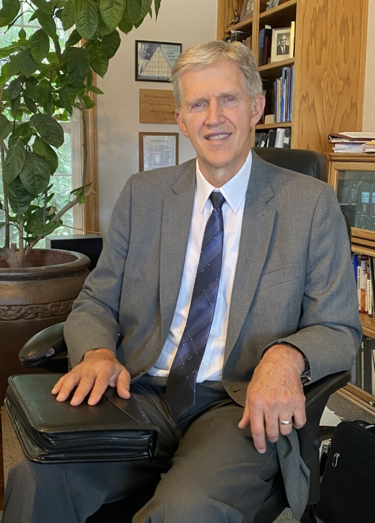 About Us | Tom Packer